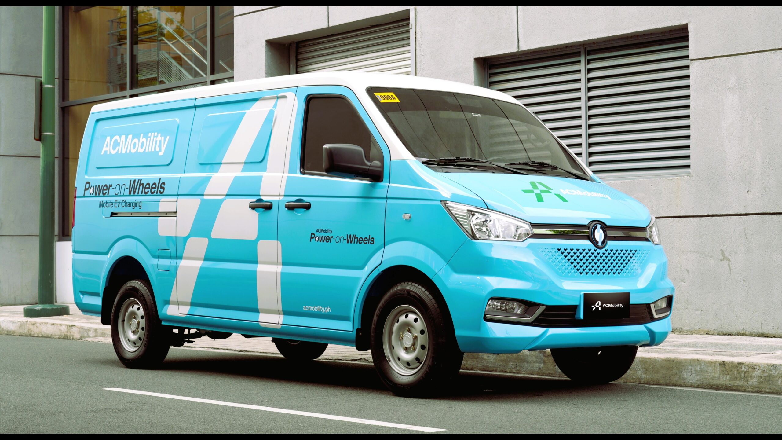 Mobile EV charging service Power-on-Wheels unveiled | TESSDrive™